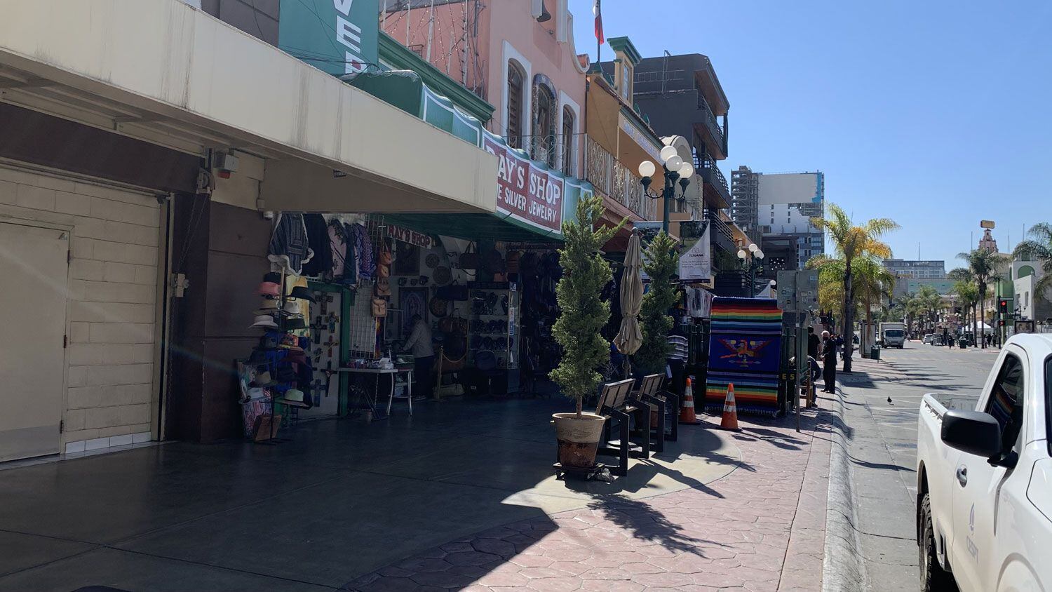 Esperan comerciantes de la 'Revu' recuperación por Semana Santa y ...