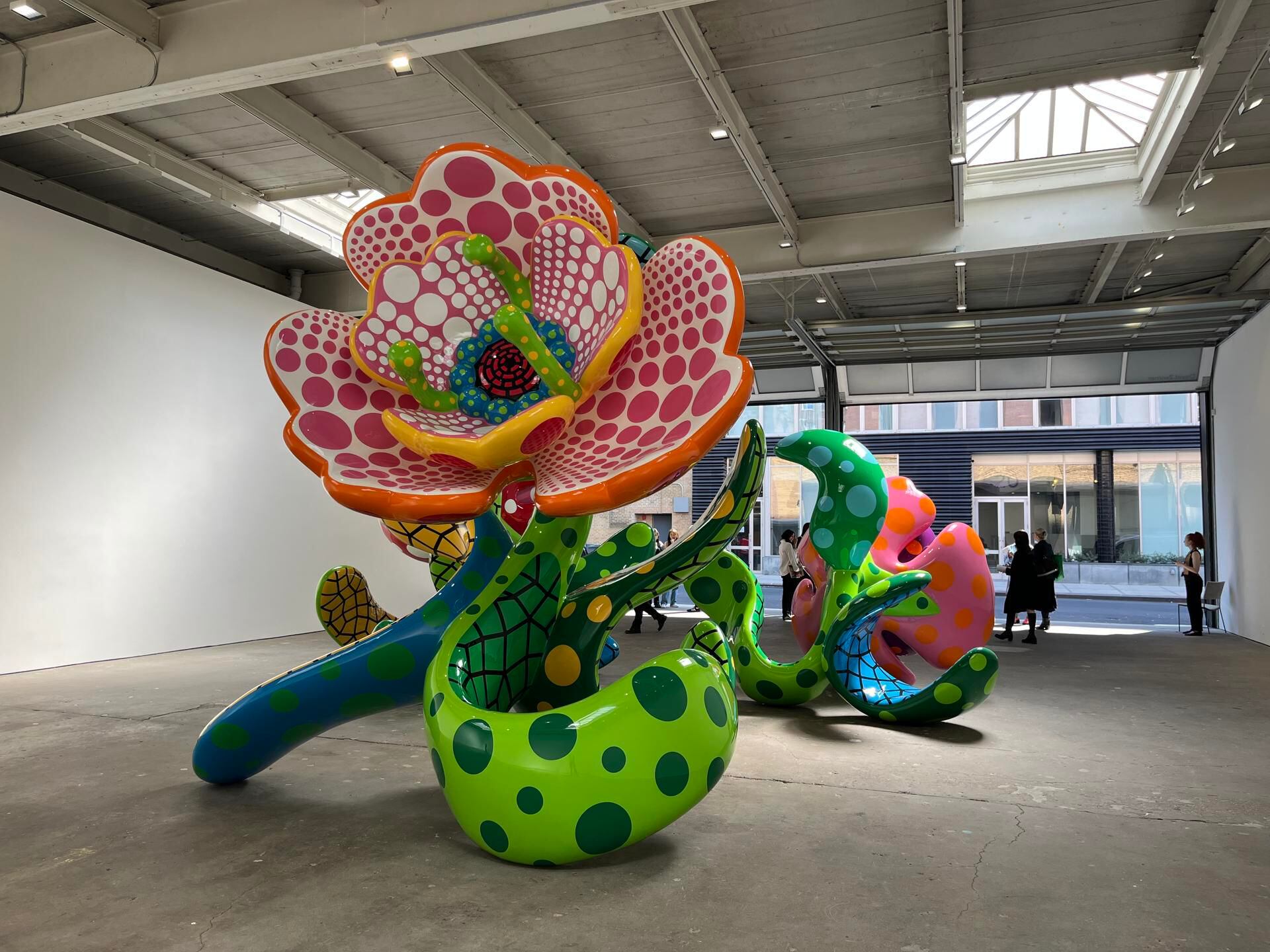El arte de Yayoi Kusama promete multitudes en galería de Nueva York ...
