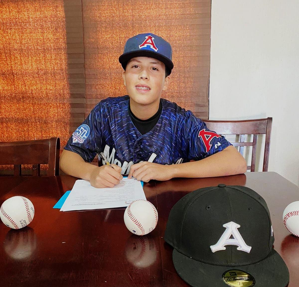 El hermosillense José Luis León firma con los Acereros de Monclova | Noticias de Sonora | El ...