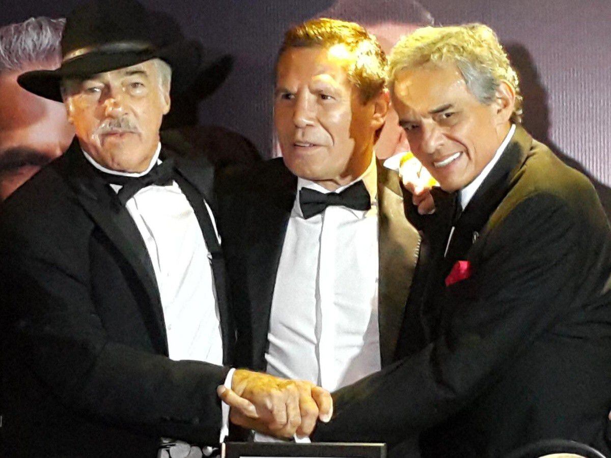 Andrés García desea reunirse con Vicente Fernández y JC Chávez antes de ...