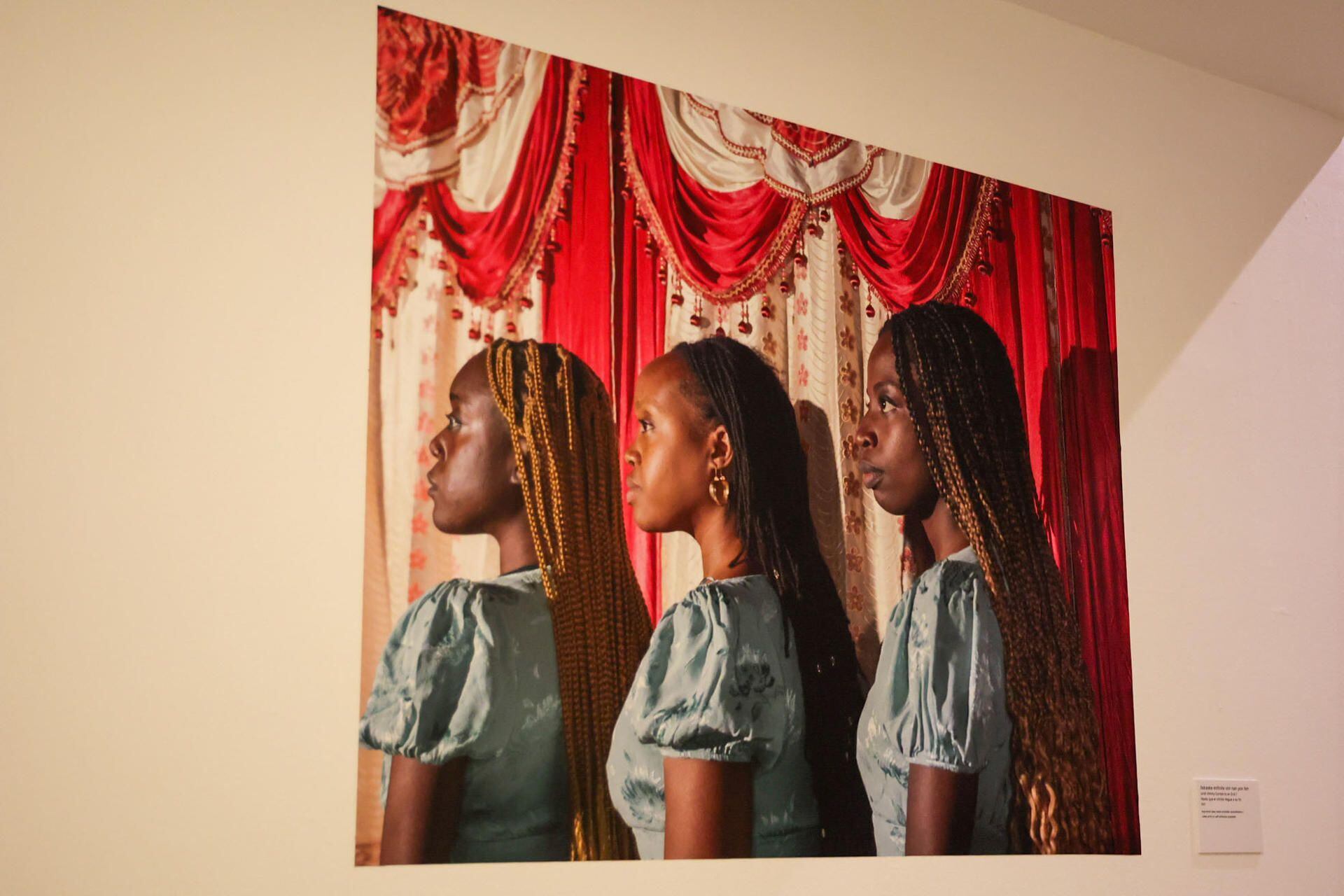 Widline Cadet retrata la diáspora desde la intimidad en PhotoEspaña ...