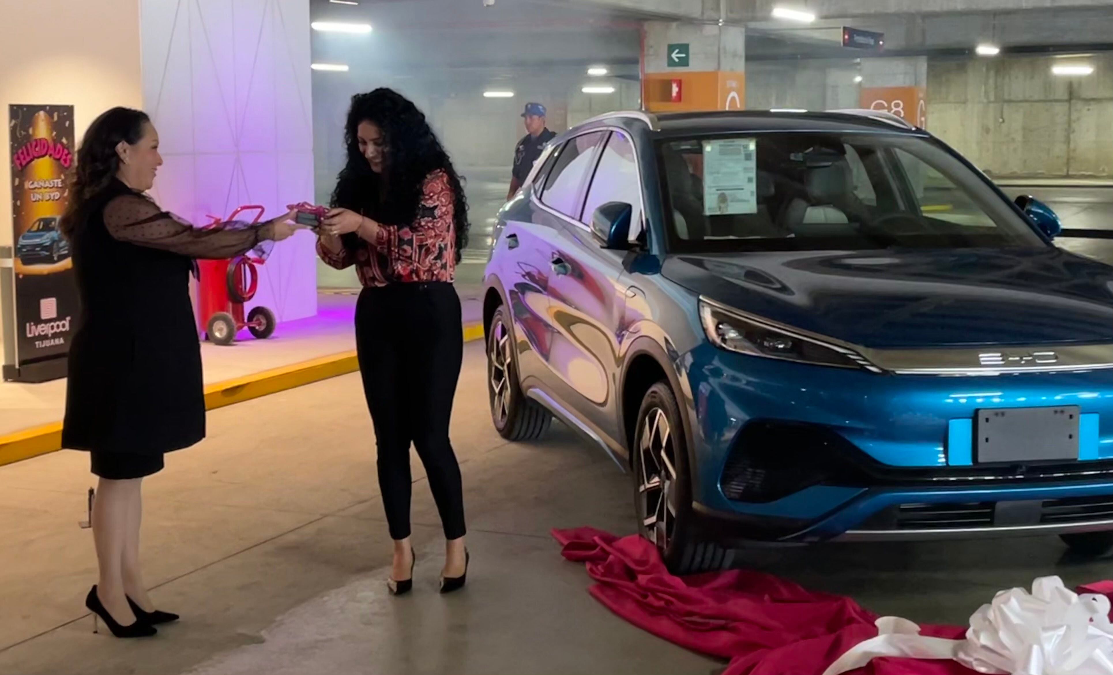 ¡Liverpool está regalando autos! Conoce una de las historias | Noticias ...